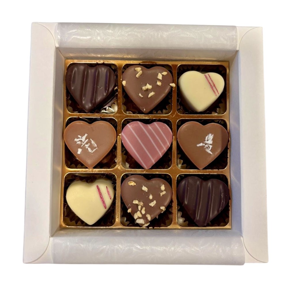 Mother's Day Pralines Hearts 115g | Confiserie Madeleine